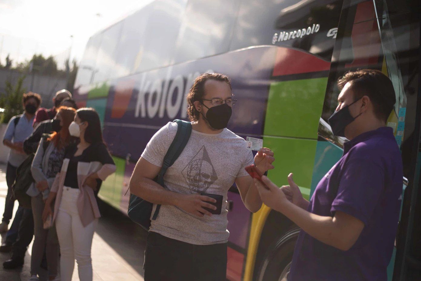 Meet Kolors, Mexico's Startup That Connects Bus Riders With Bus Drivers